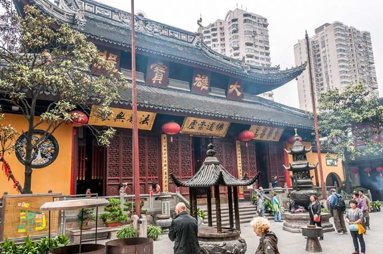 Jade Buddha Temple: Visiting Shanghai's Most Beautiful Buddhist Temple