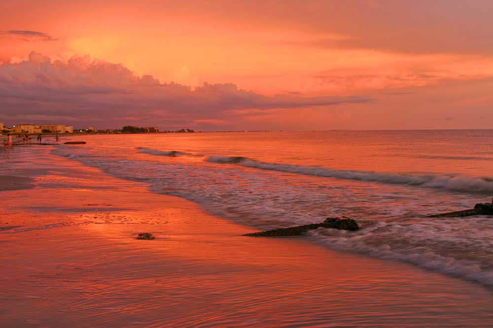 Madeira Beach, FL: Things to Do and Where to Eat, Drink & Stay