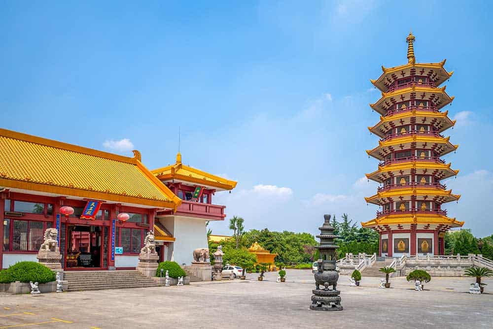 Qibao Ancient Town: Visiting Shanghai's Most-Accessible Water Town