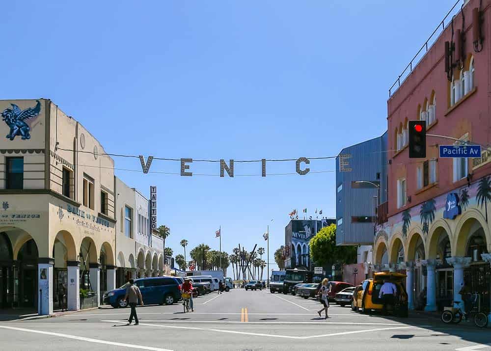 The 18+ BEST Things to Do in Venice Beach, California