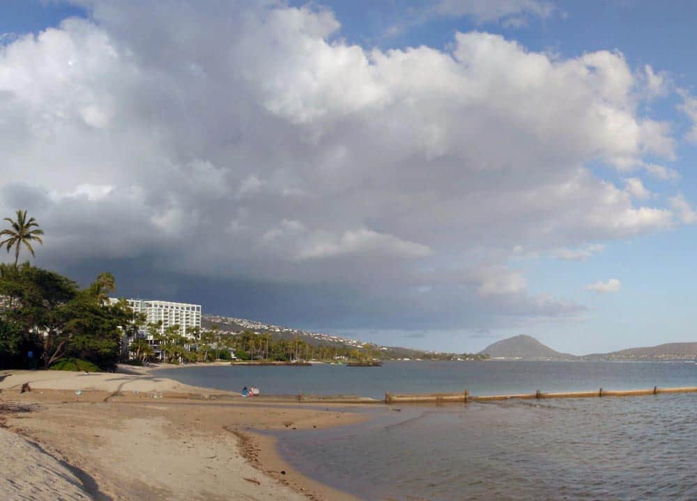 The 18 BEST Beaches in Honolulu, Hawaii